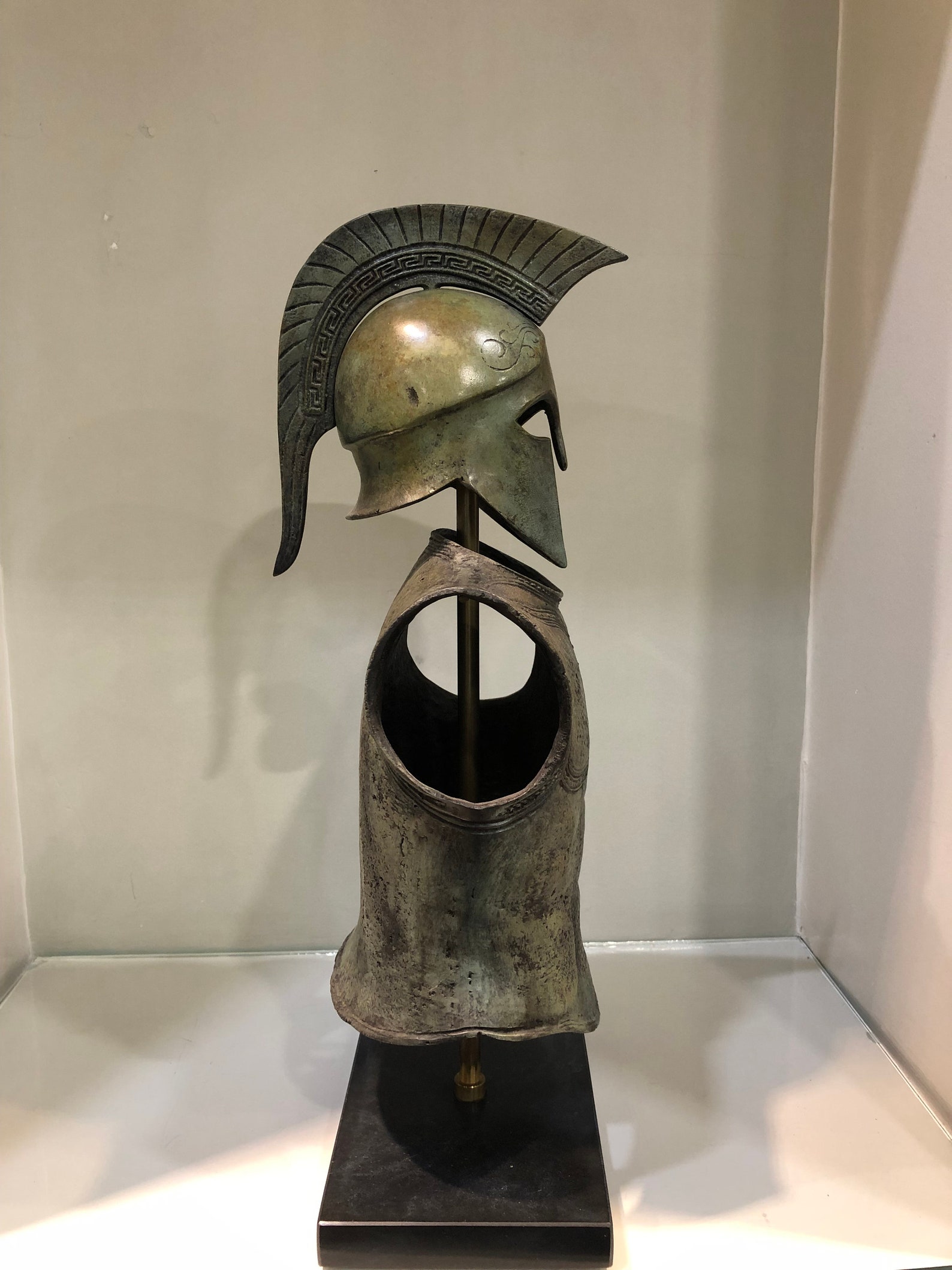 Spartan Armor Statue - Etsy