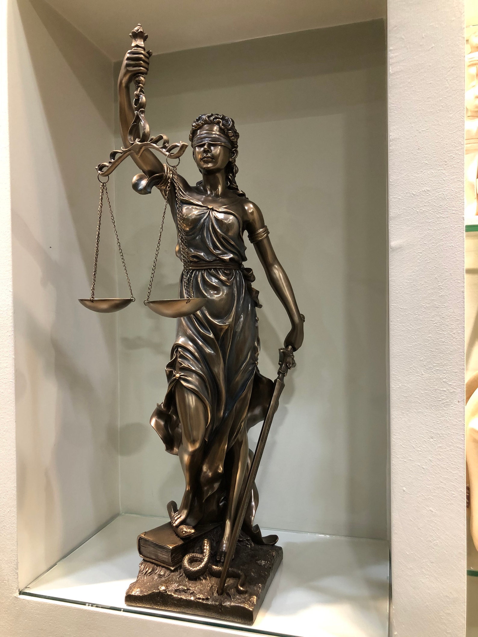 Greek Goddess Themis the Goddess of Justice Divine Order and - Etsy