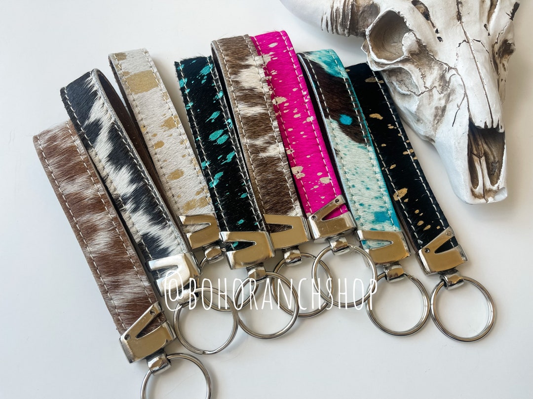 COWHIDE WRISTLET KEYCHAIN Western Hair on Cowhide Keychain | Key Chain ...