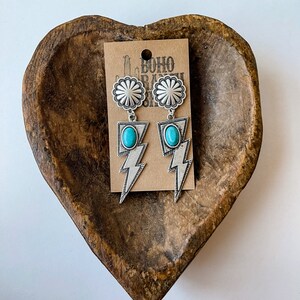 STONE LIGHTNING BOLT Thunder Lightning Bolt With Color Natural Stone ...