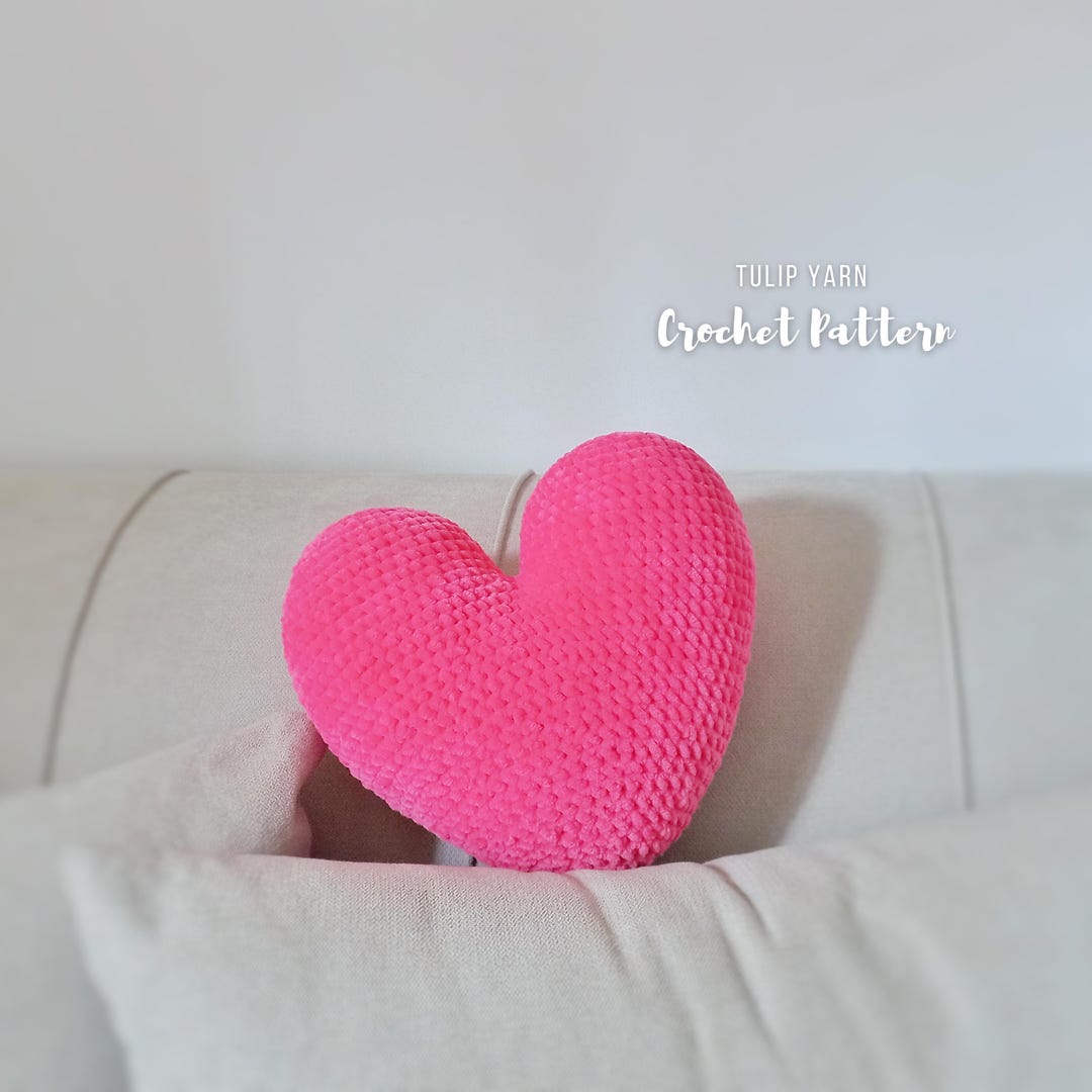Small Heart Cushion Crochet Pattern | Heart Amigurumi Pattern ...
