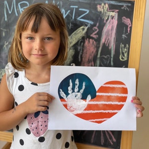 Handprint Art 4th of July | Independence Day Handprint Art Craft ...