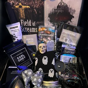 Wednesday's Self-care Horror Gift Box: Addams Family Mystery Valloween ...