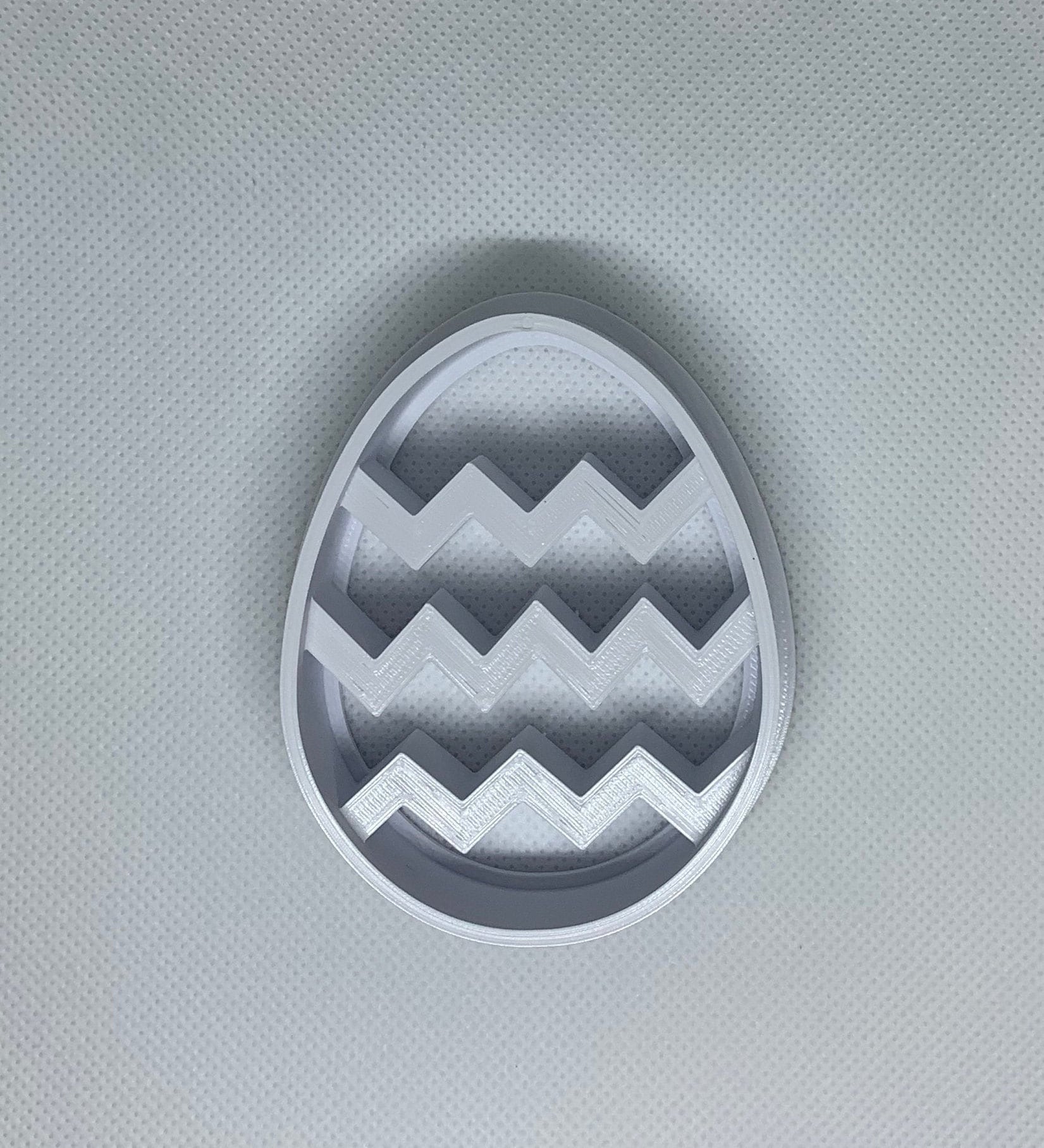 Striped Easter Egg Cookie Cutter — PrintsLeo3D