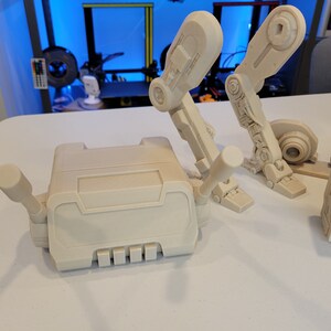 BD1 Droid Model | Star Wars - Etsy