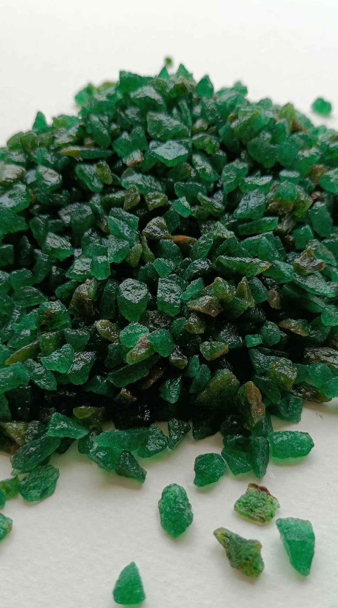 Raw green aventurine chips pieces / loose gemstone wholesale | Etsy