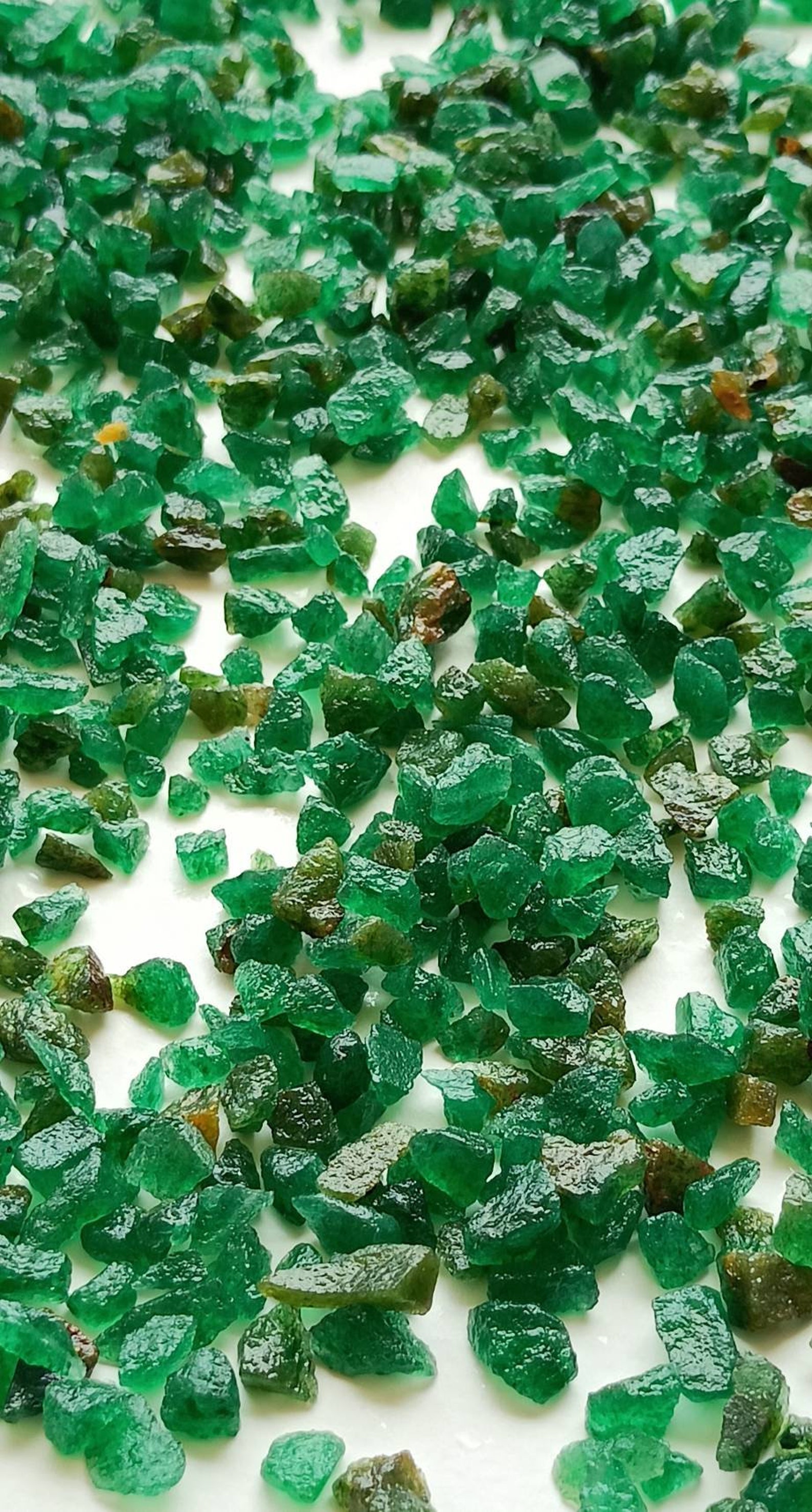 Raw green aventurine chips pieces / loose gemstone wholesale | Etsy