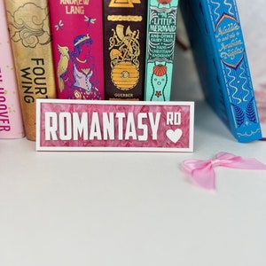 Romantasy Library Sign | Bookshelf Decor | Book Lover Gift for Her ...