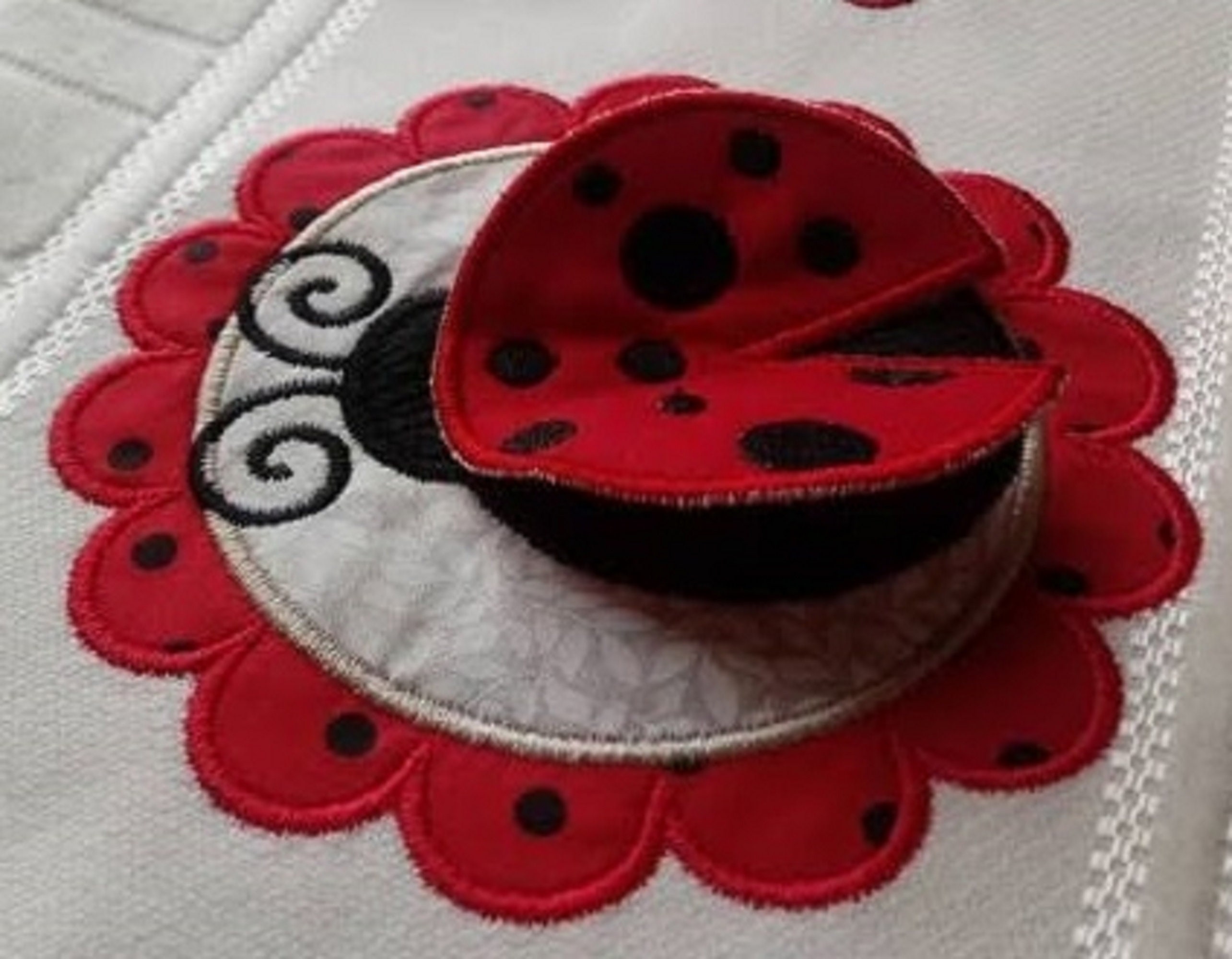 Ladybird Embroidery Designs Machine Embroidery Pattern - Instant ...