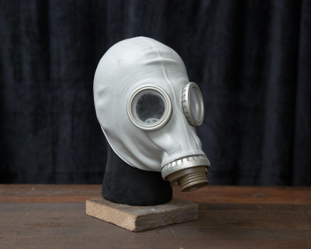 Russian Gas Mask - Creepy Cold War Era Soviet USSR Gasmask - Etsy