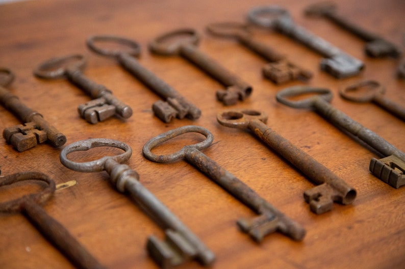 Large Real 1800s Skeleton Keys Purchase for 1 Key Heavy - Etsy