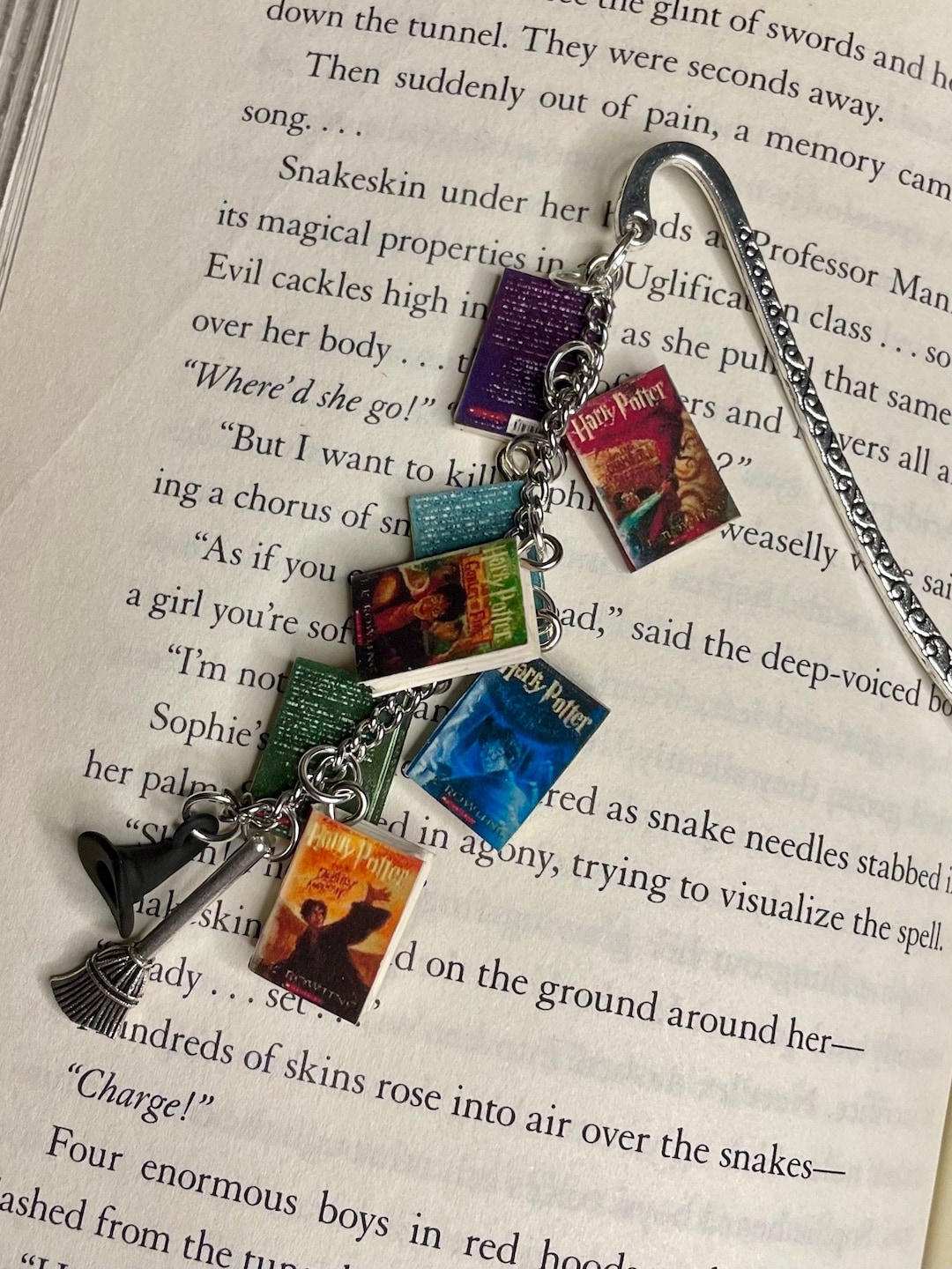 Custom Hook Bookmark Miniature Books - Etsy