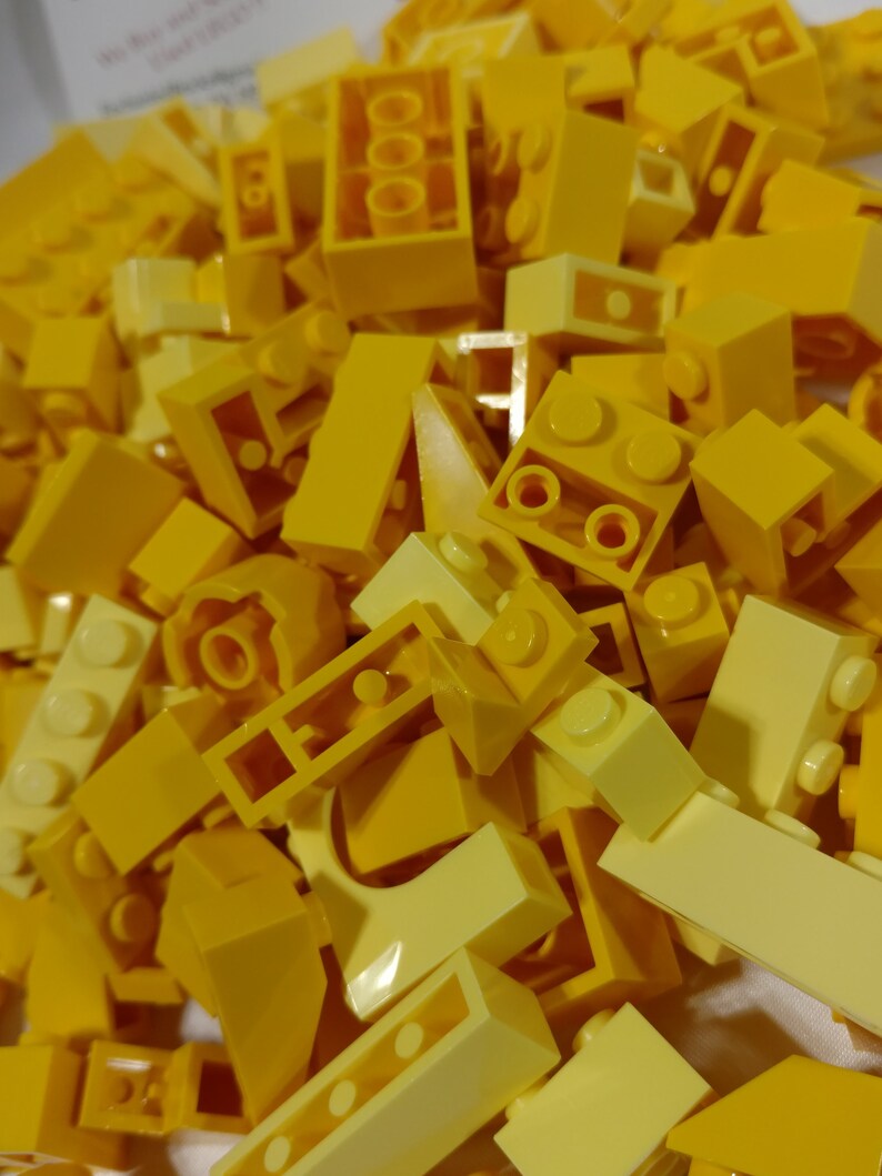 Mixed Yellow LEGO Bulk Lot, 100 Parts With Random Minifigure - Etsy