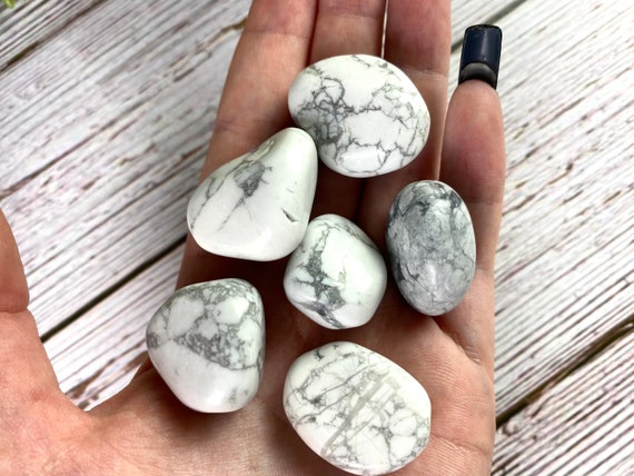 Home Décor Howlite Crystal Cube Howlite Polished 2cm cube Crystal Cube ...