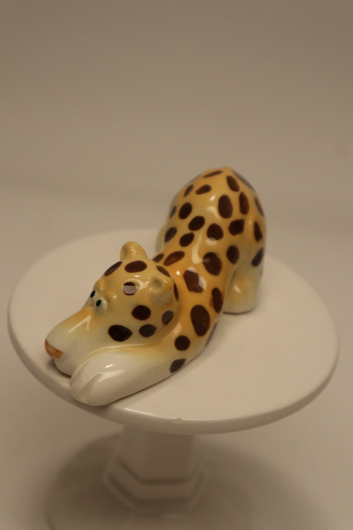 Vintage Ceramic Cheetah Figurine by Quon Quon japan 1970s Mint - Etsy