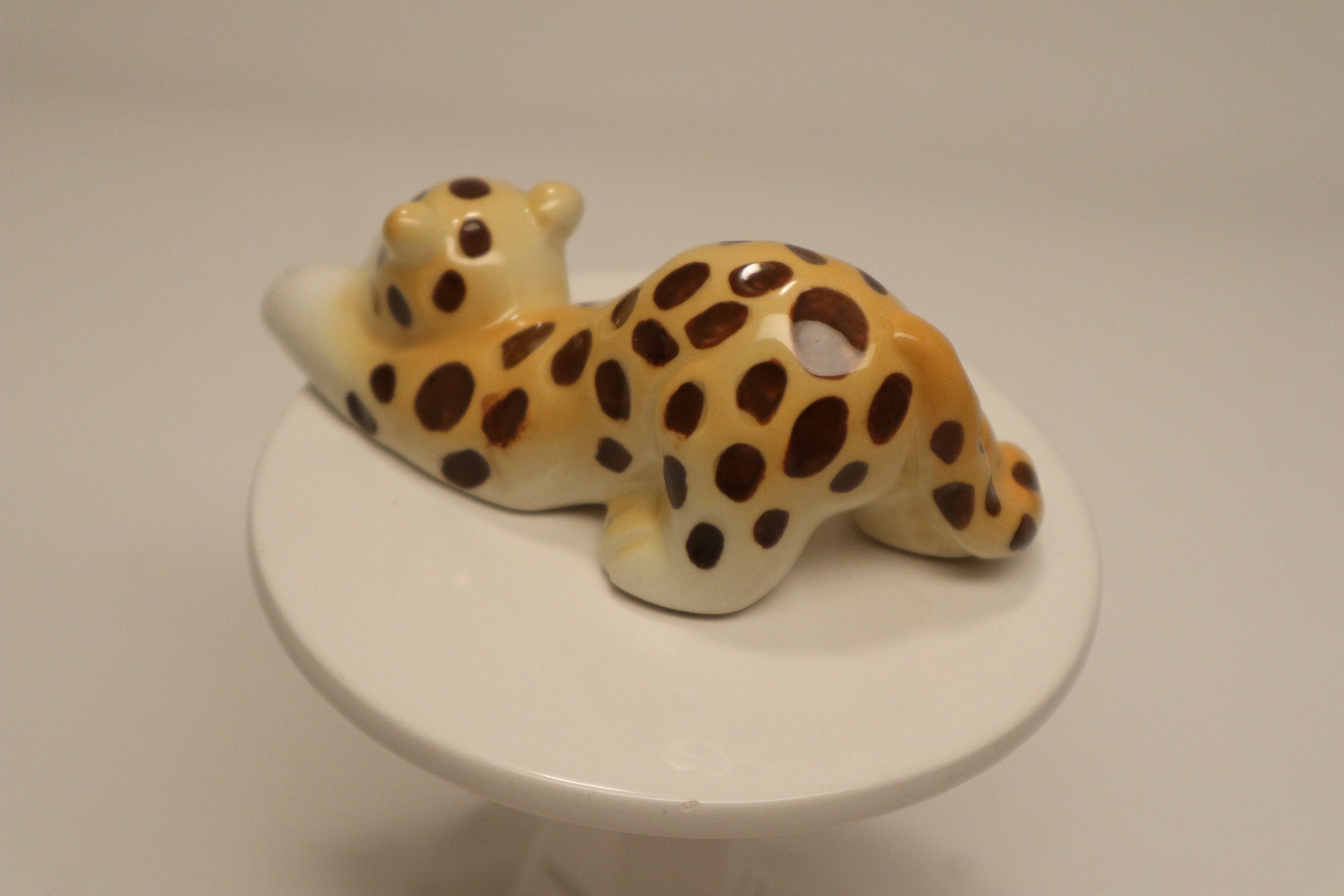 Vintage Ceramic Cheetah Figurine by Quon Quon japan 1970s Mint - Etsy