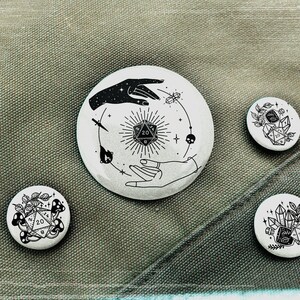 Dnd Badges Set of 4, Dnd Buttons, Dnd Pins, D&D Set of Badges, TTRPG ...