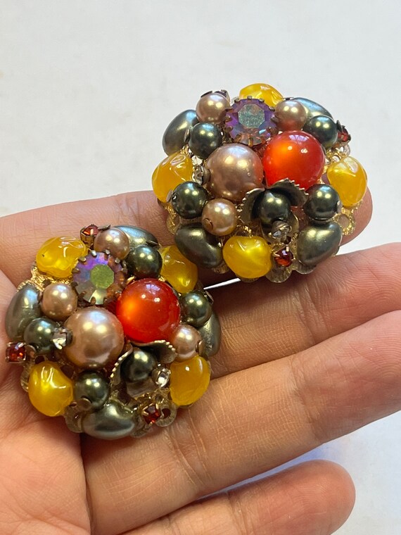 vintage bead cluster clip - Gem