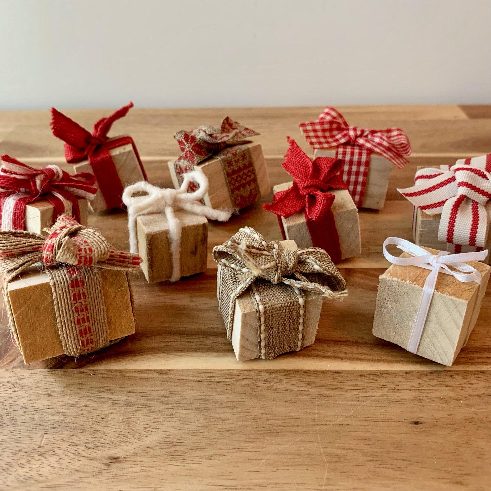 Mini Wooden Presents set of 6 | Etsy