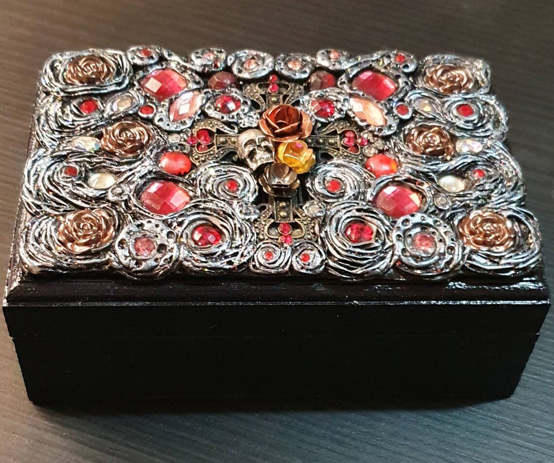 Tarot Card Box Gothic Style Wooden Stash Box Hand Sculpted - Etsy