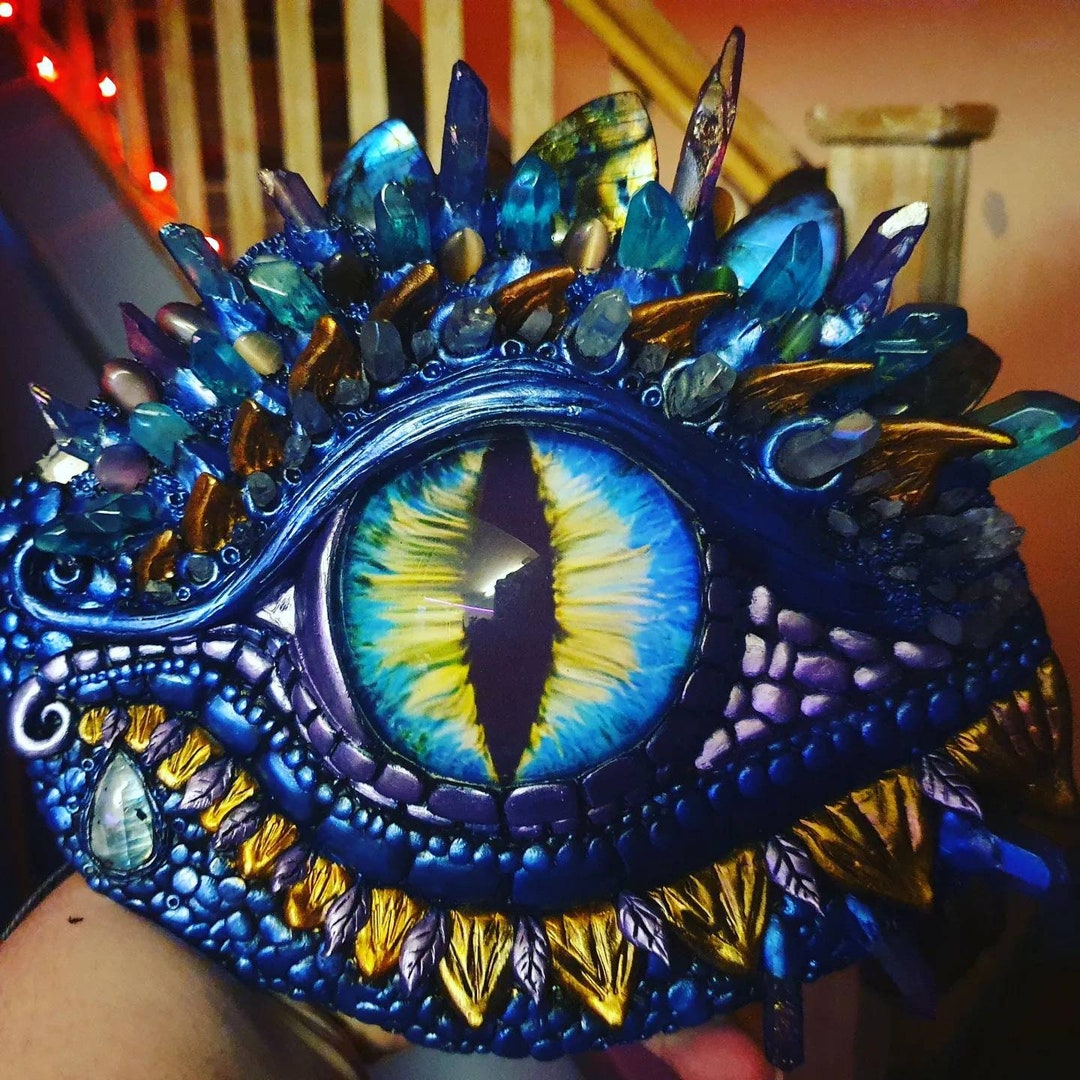 Crystal Dragon Eye! Labradorite Dragon, Dragon Eye Sculpture, Balerion ...