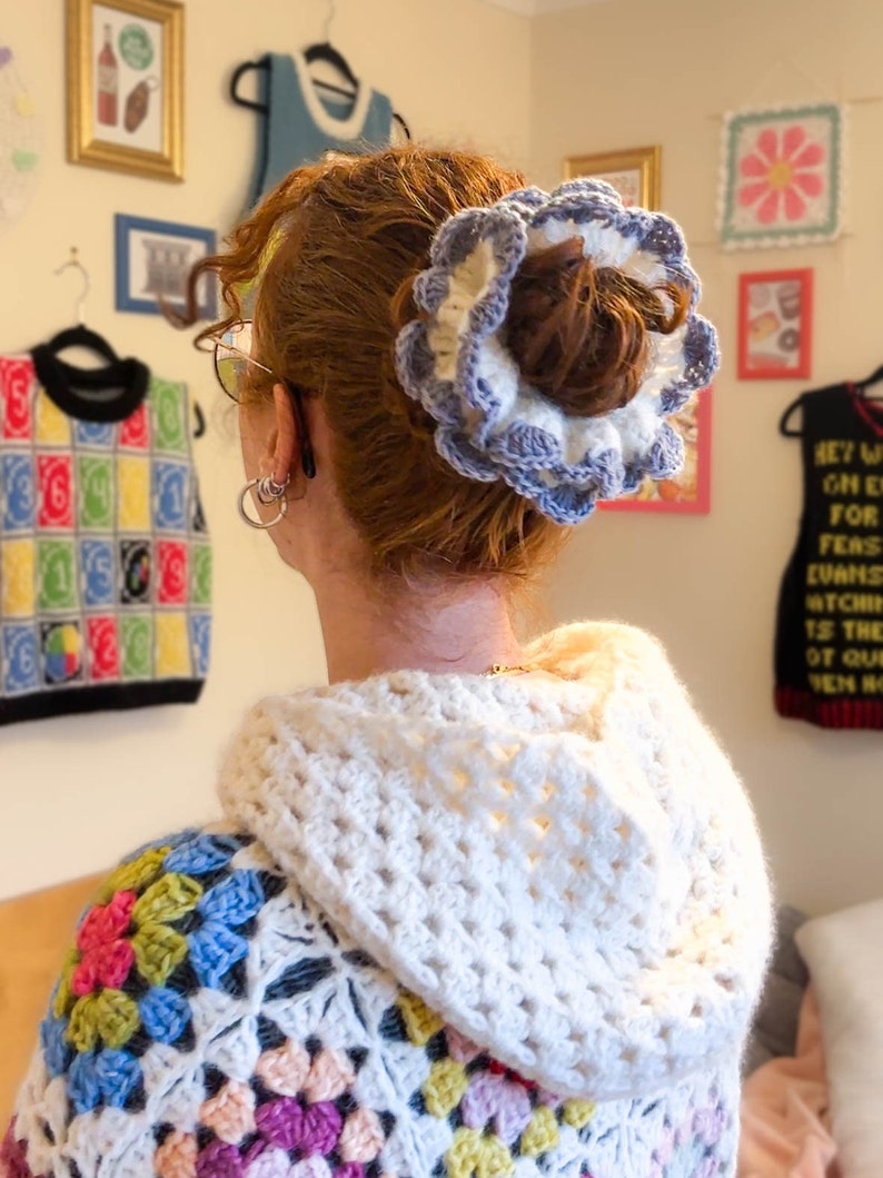 Sunday Scrunchie Pattern (2 in 1 Crochet Scrunchie Pattern) - Etsy Canada