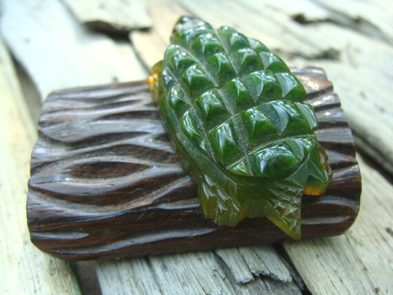 Bakelite Turtle Brooch Real Wood Log Pin All Original… - Gem