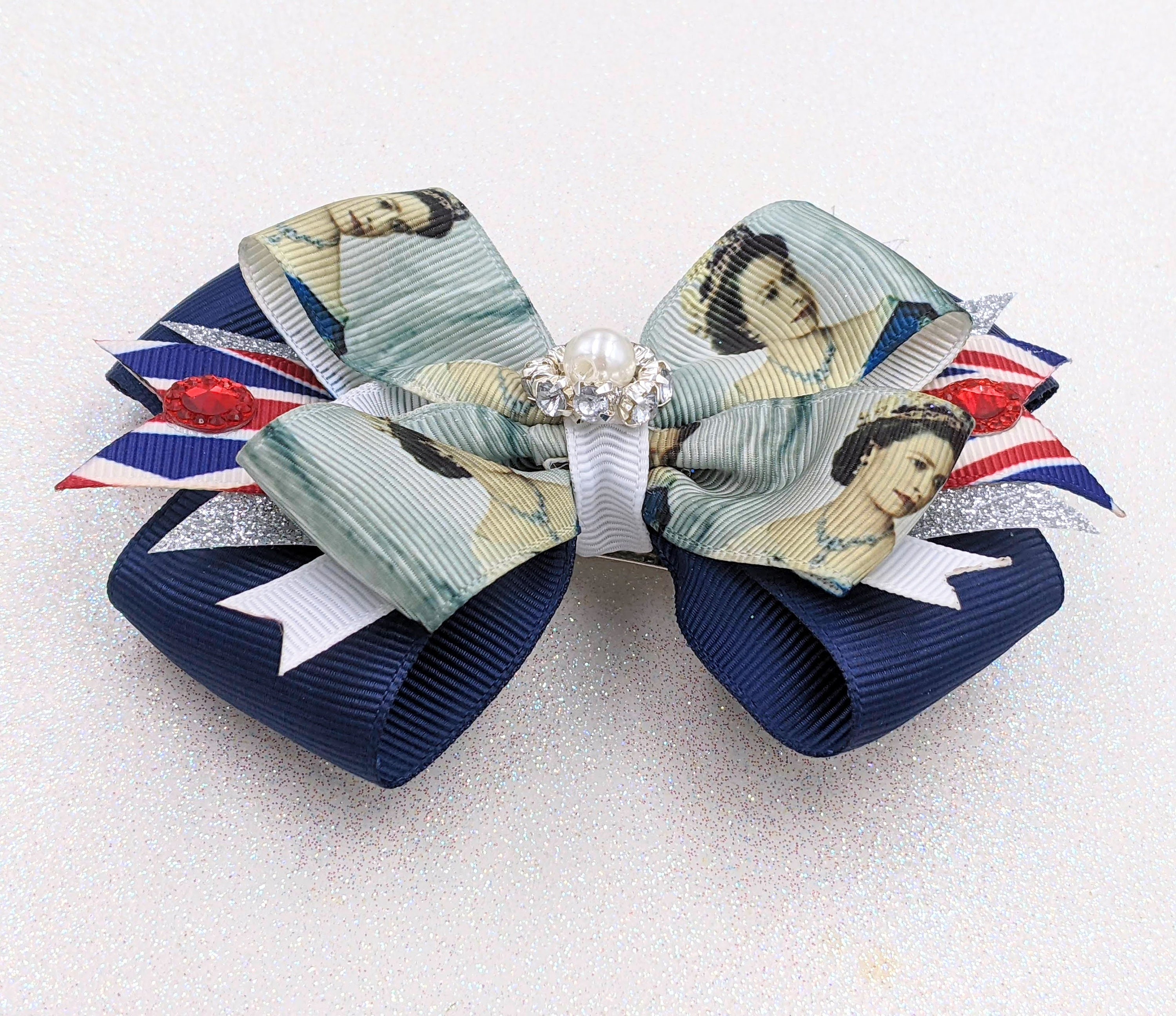 Queen Elizabeth Bow Queen Queen Elizabeth English - Etsy