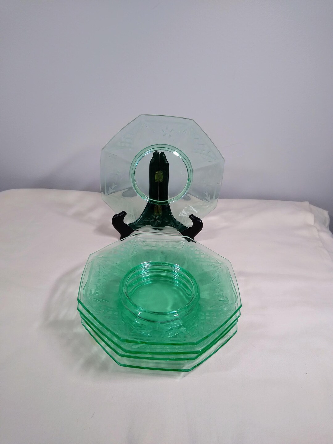 Uranium Glass Luncheon Plates, Set of 5 Antique Flower and Lattice ...