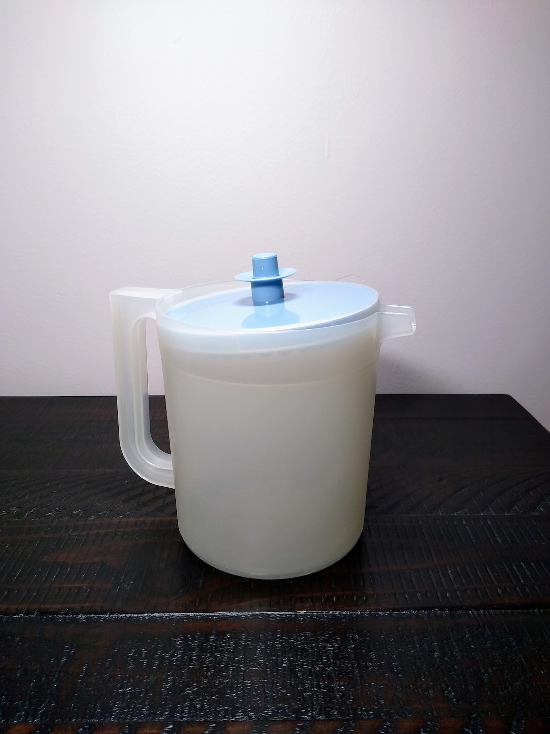 Vintage 1.5 Quart Tupperware Pitcher Light Blue Pitcher - Etsy