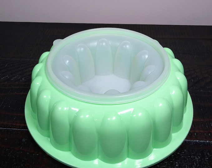 Tupperware Jadeite Three Piece Jello Mold, Vintage Gelatin Mold, Jel ...