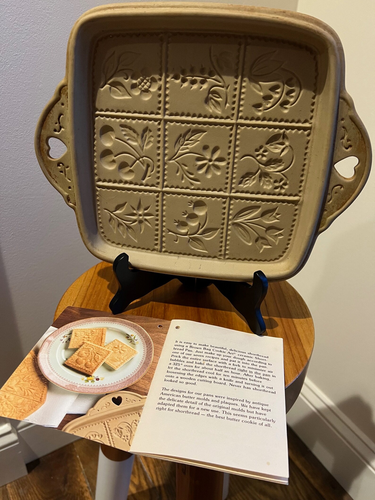 Vintage Shortbread Mold Brown Bag Cookie Art Recipes 1988 Wild Flowers ...