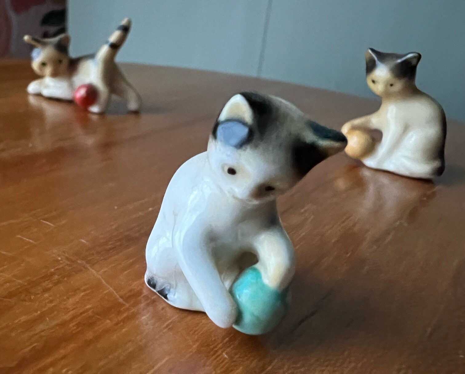 1950s Collection of 3 Kitten Figurines Playing With Balls Vintage Cat ...