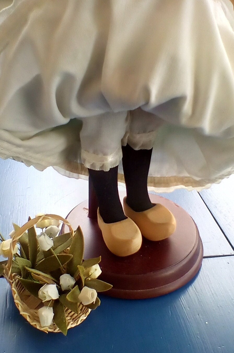 LENOX Vintage hannah Little Dutch Maiden Porcelain - Etsy