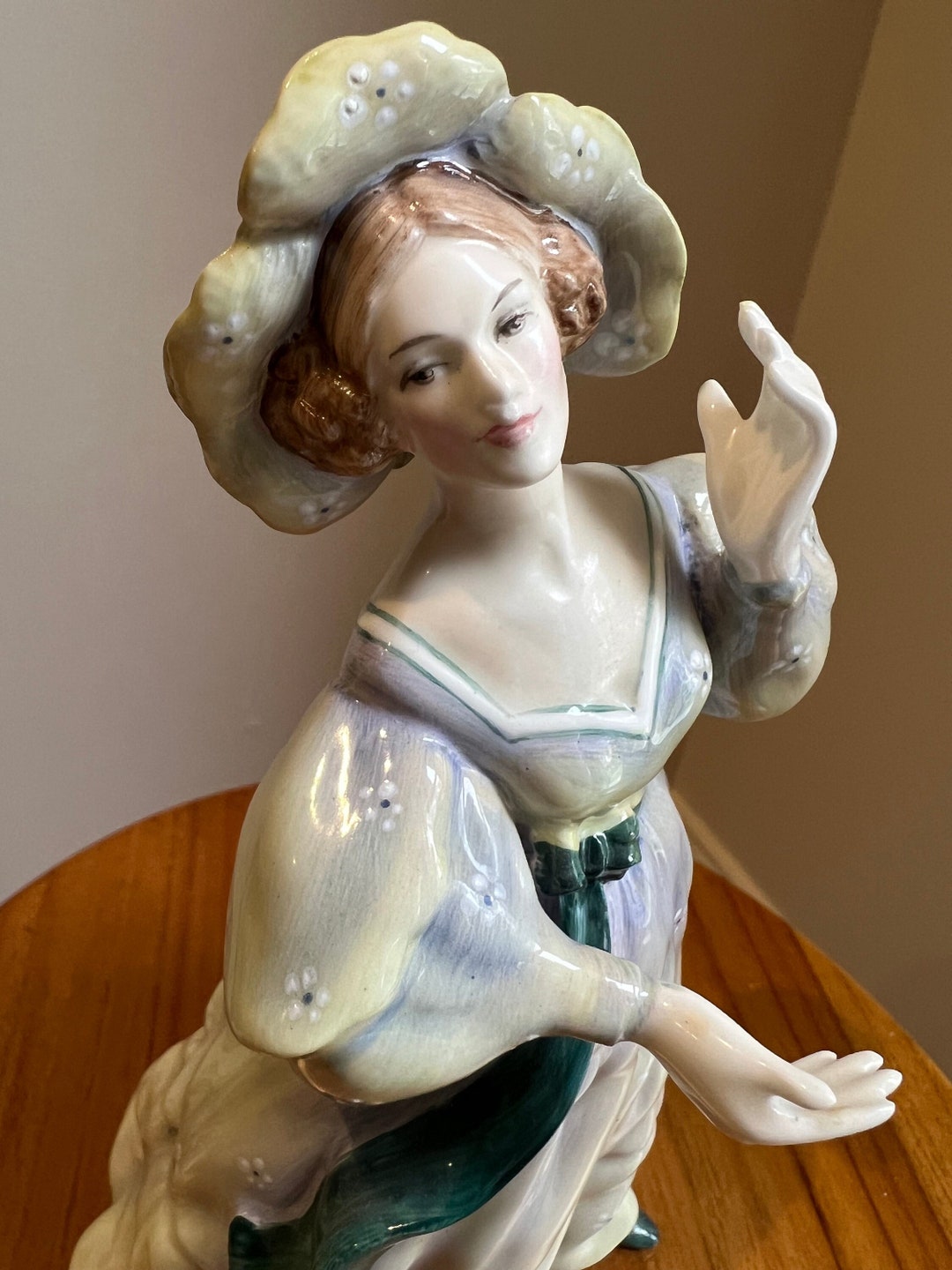 1974 ROYAL DOULTON Grand Manner Lady Dancer Bone China Figure Made in ...