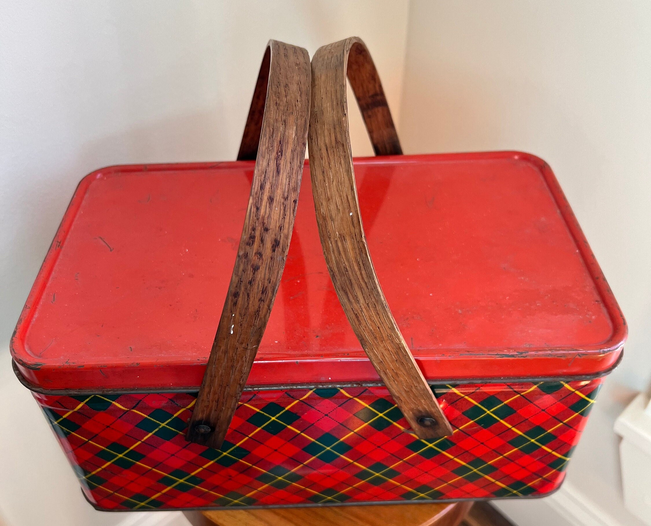 1950s Red Plaid Metal Picnic Basket With Wooden Handles - Etsy