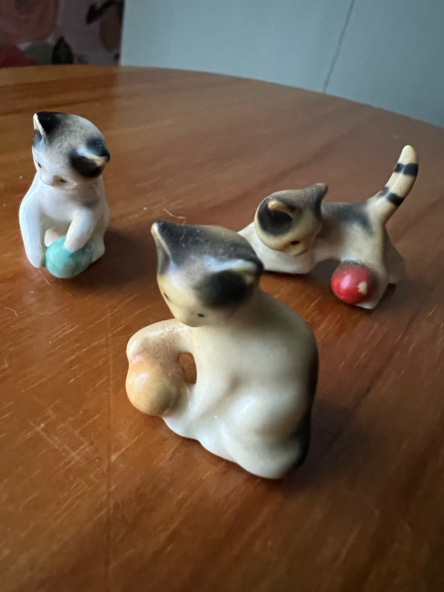 1950s Collection of 3 Kitten Figurines Playing With Balls Vintage Cat ...