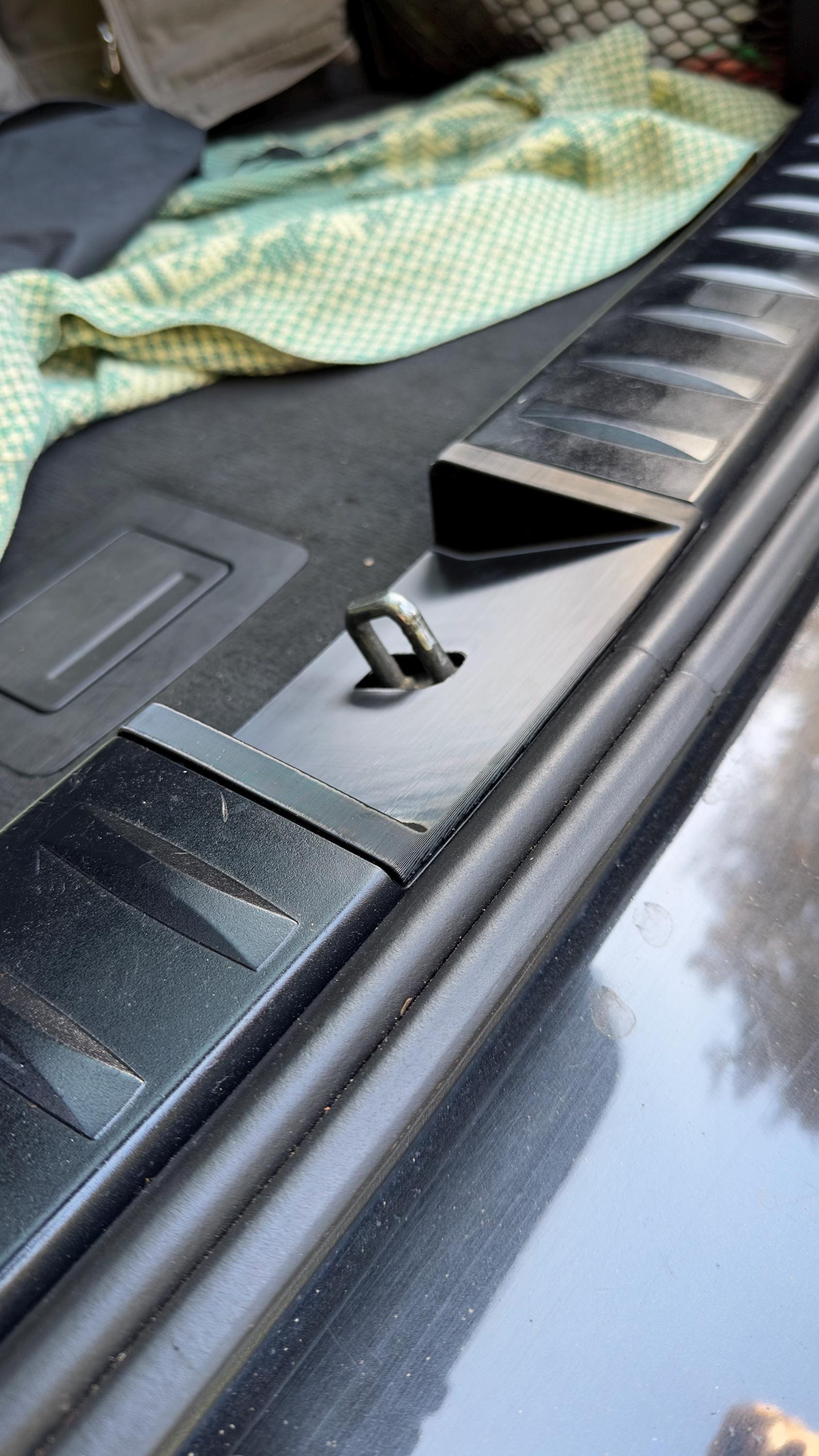 E91 Boot Latch Cover 3D Printed - Etsy