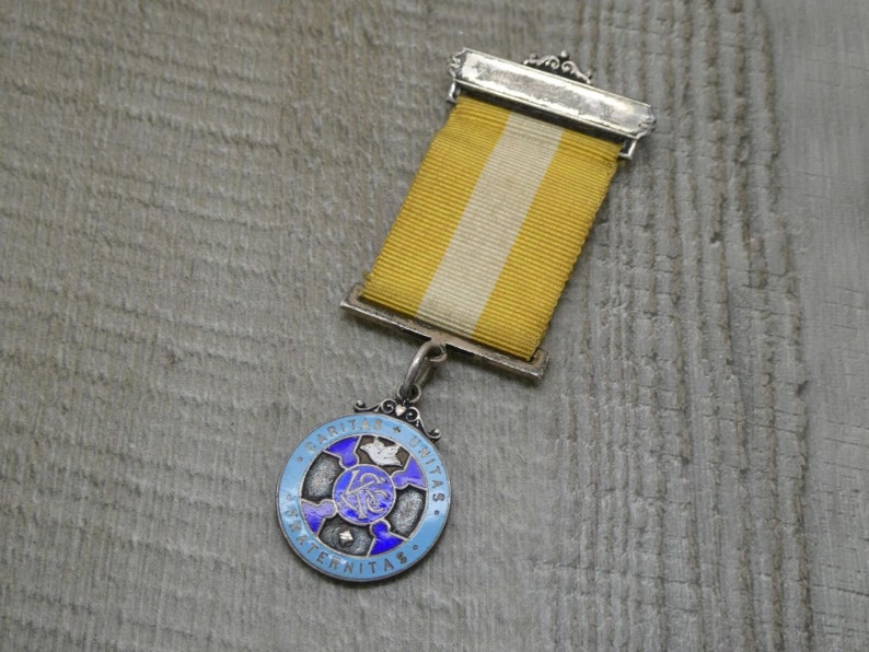 Knights of St Columba Caritas Unitas Fraternitas Hallmarked 925 Silver ...