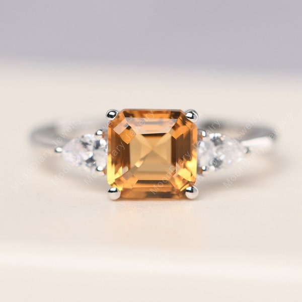 November Birthstone Ring - Etsy