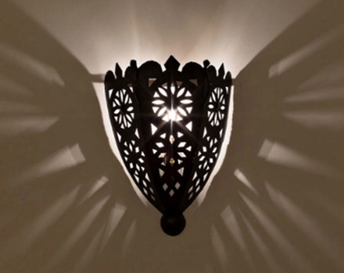 The Sturbridge Sconce Antique Tin Finish Tin Sconce Lighting Primitive ...