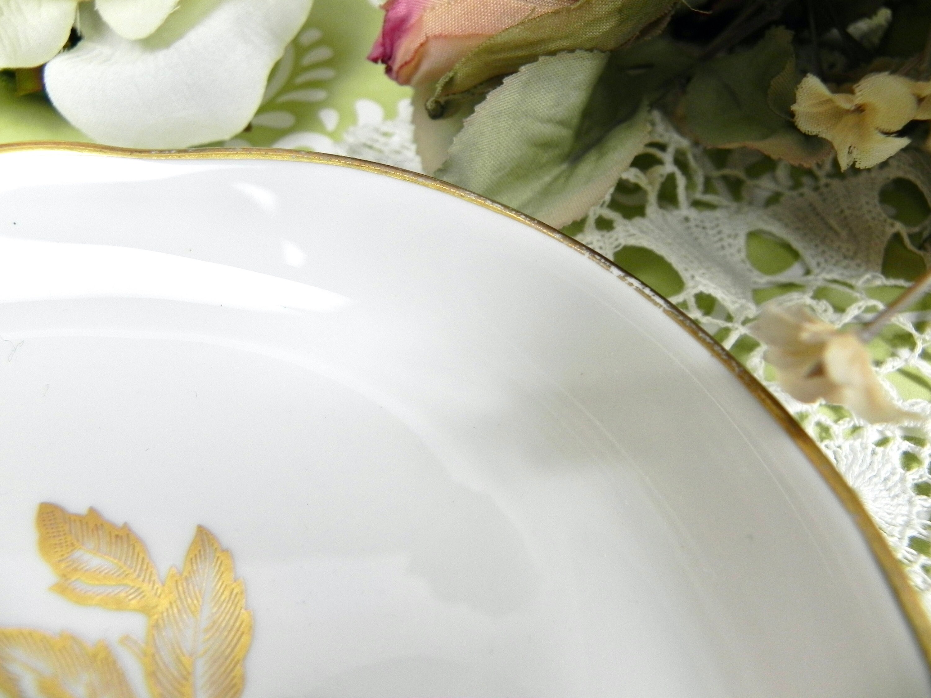 Wedgwood Gold Tonquin Plate | Gold Rose Oval Serving Plate | Fine ...