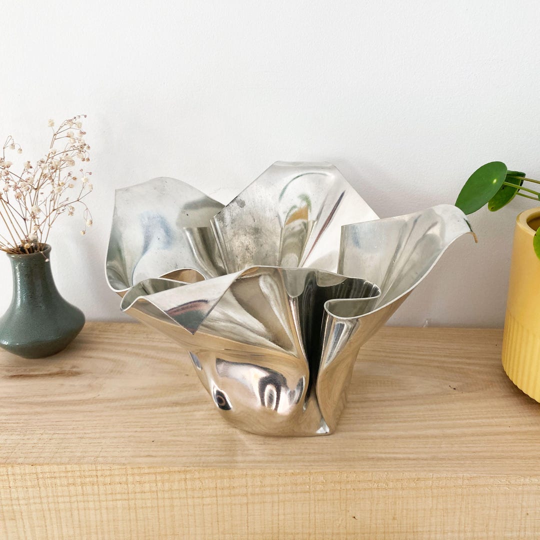 Pewter Wavy Crumpled Vase by Atelier B. Chaudron | Handmade in Quebec ...