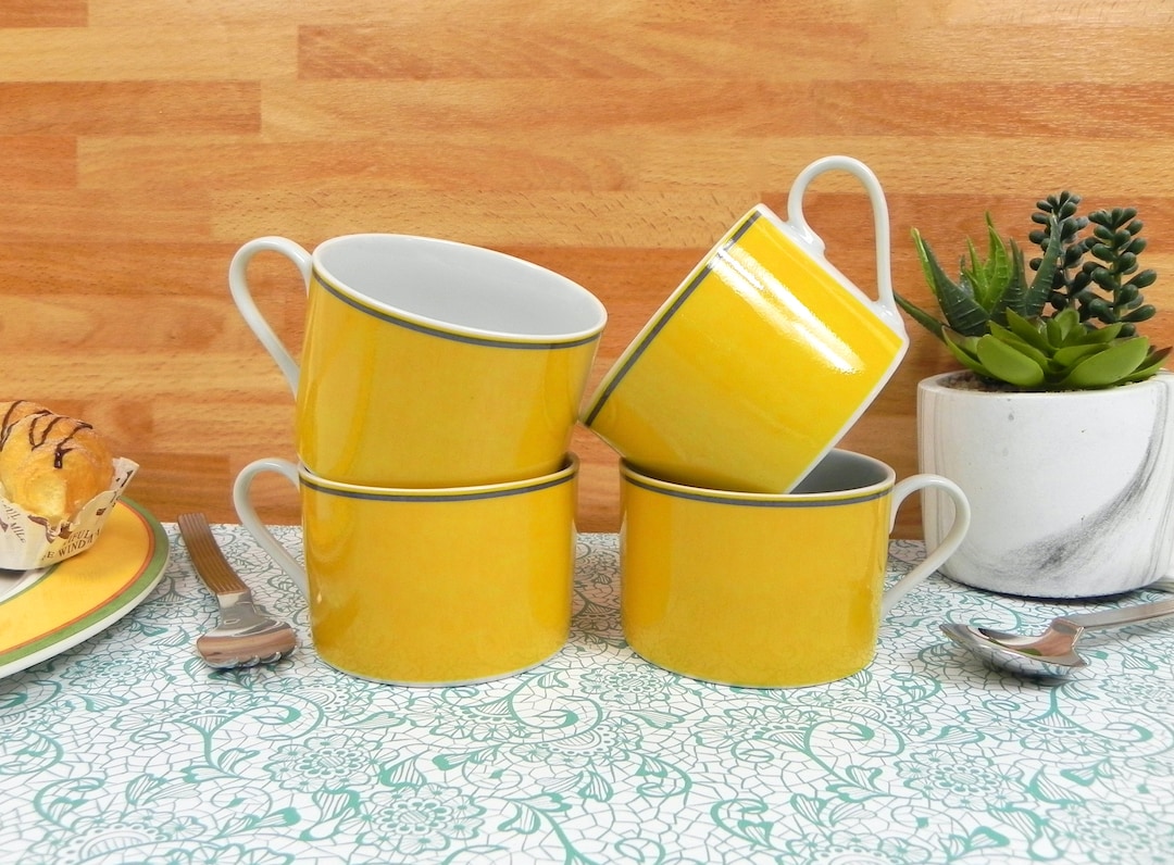 90s Flat Top Coffee Mugs - Set of 4 | Bright Yellow Tea Cups With Navy ...