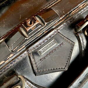 Antique Doctor's Bag J.E. Fournier Large Gladstone Black Leather Valise ...