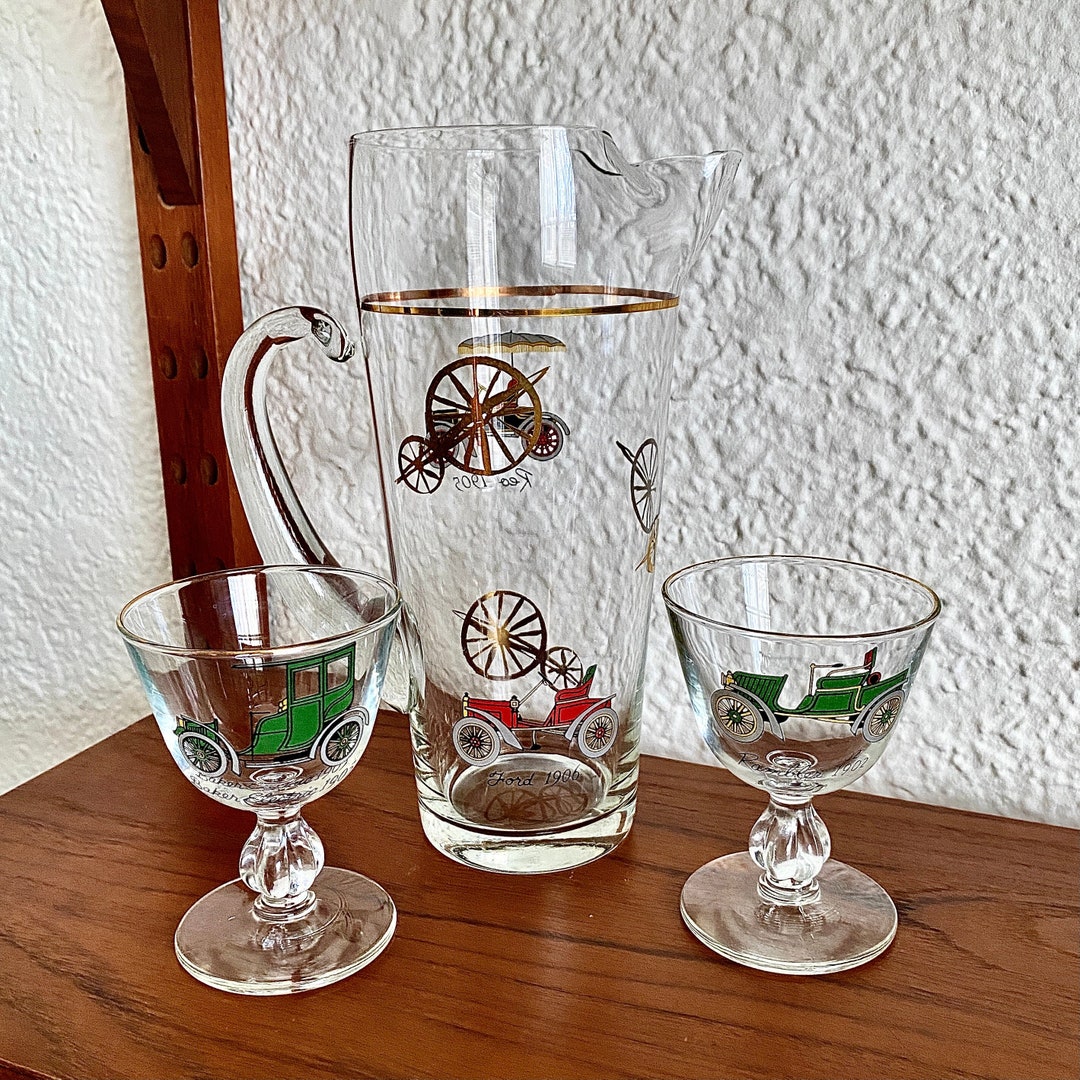 Mid-century Martini Pitcher & Glass Set | Antique Car Motif Glass ...