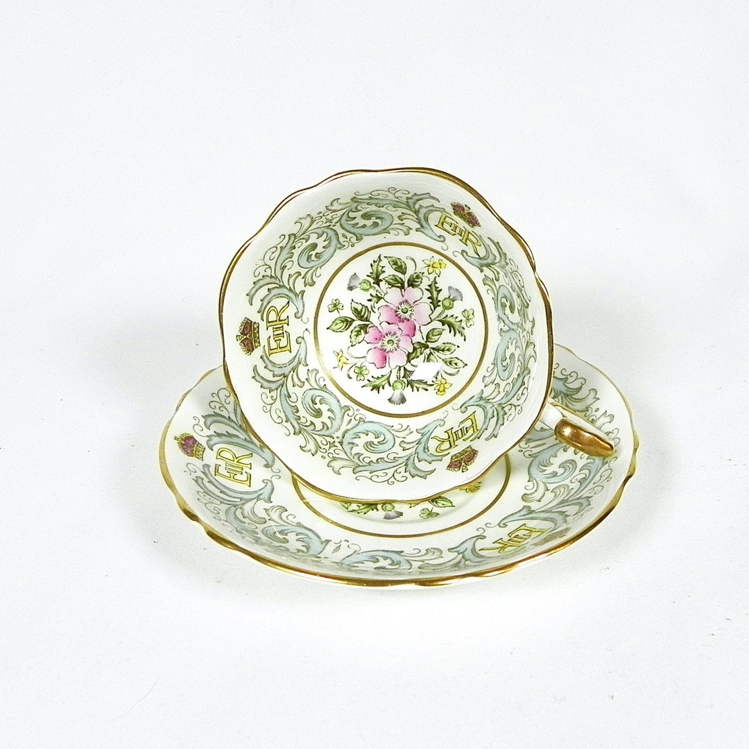 Paragon Queen Elizabeth II Coronation Teacup | 1953 Royal Commemorative ...