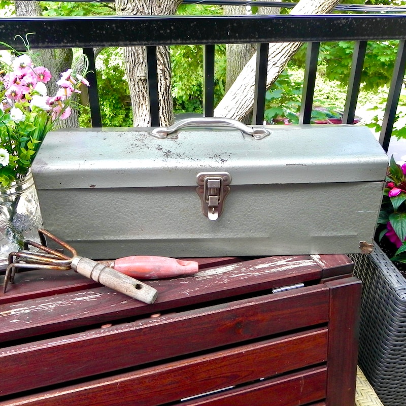 Metal Tool Box - Etsy