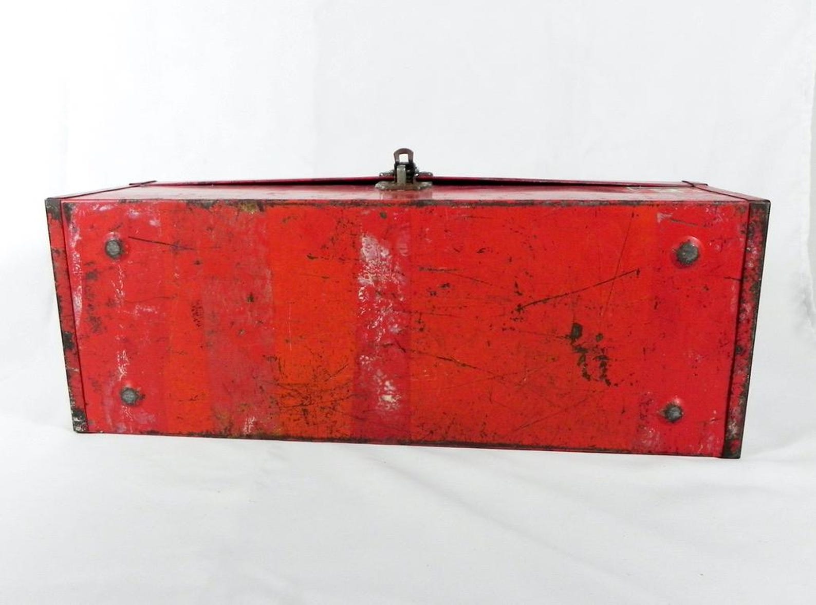 Vintage Red Tool Box | Rustic Metal Garage Supplies | Mastercraft Retro ...