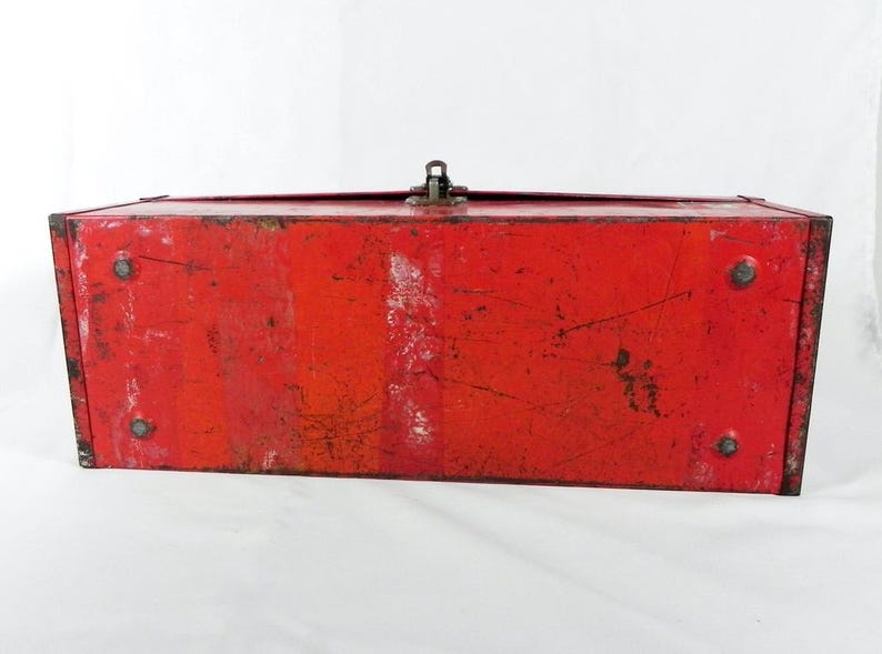 Vintage Red Tool Box | Rustic Metal Garage Supplies | Mastercraft Retro ...